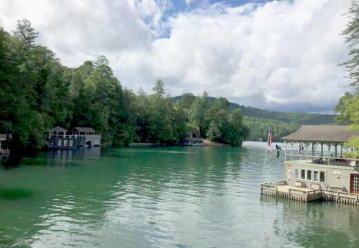 North Georgia Lakefront Vacation Rentals on Lake Rabun