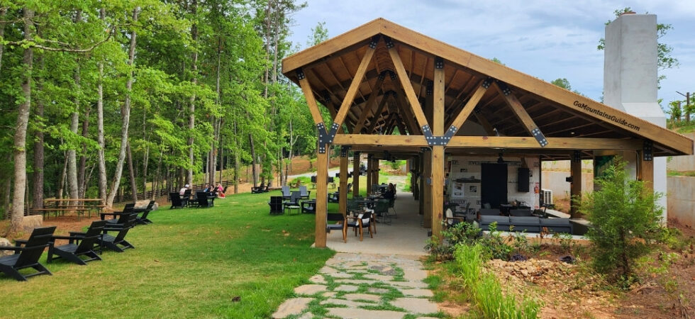 Doghobble Wine Farm now pouring in the Dahlonega Plateau AVA